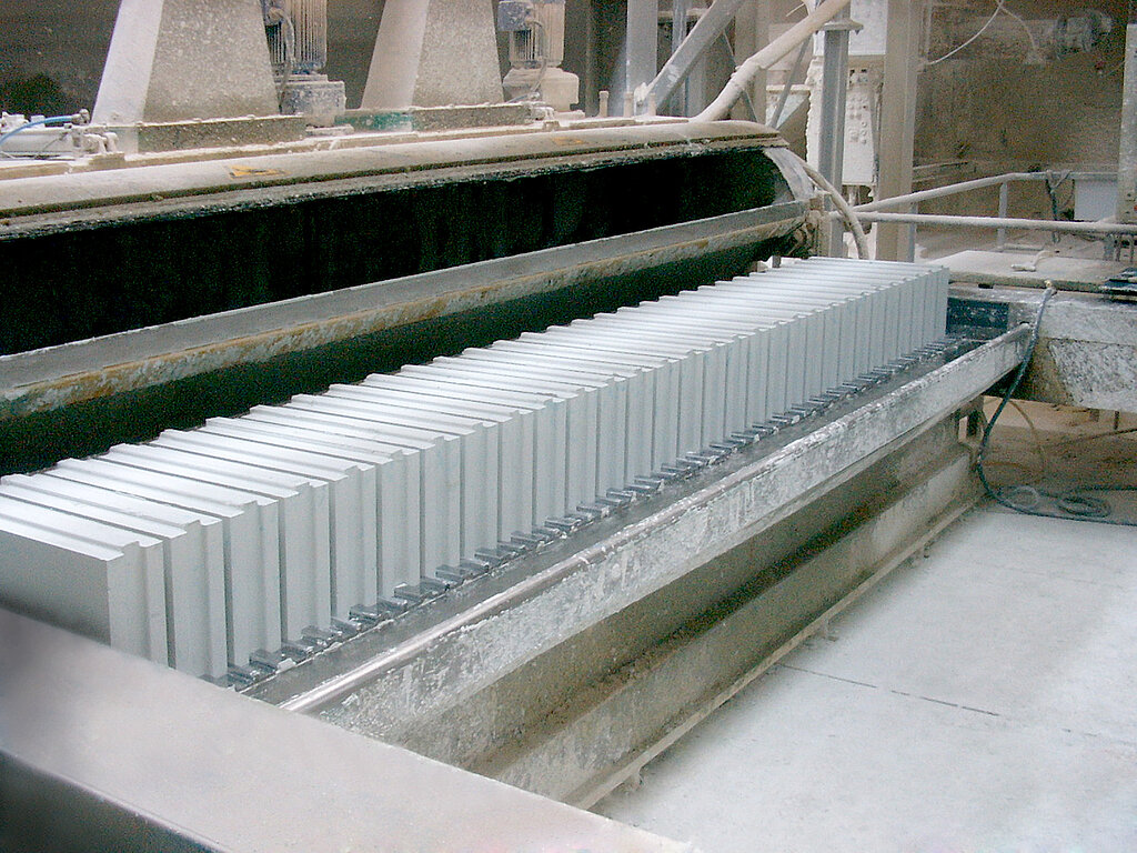 Production lines for gypsum blocks | Grenzebach