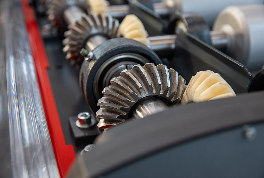 New conveyor technology sets standards and with the collaboration app ...