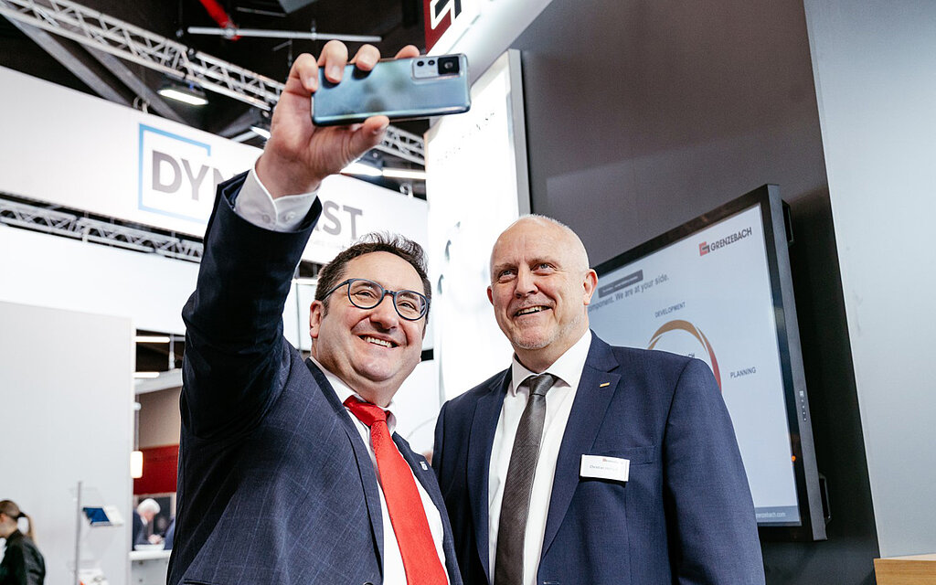 State Secretary visits the Grenzebach booth at EUROGUSS 2024